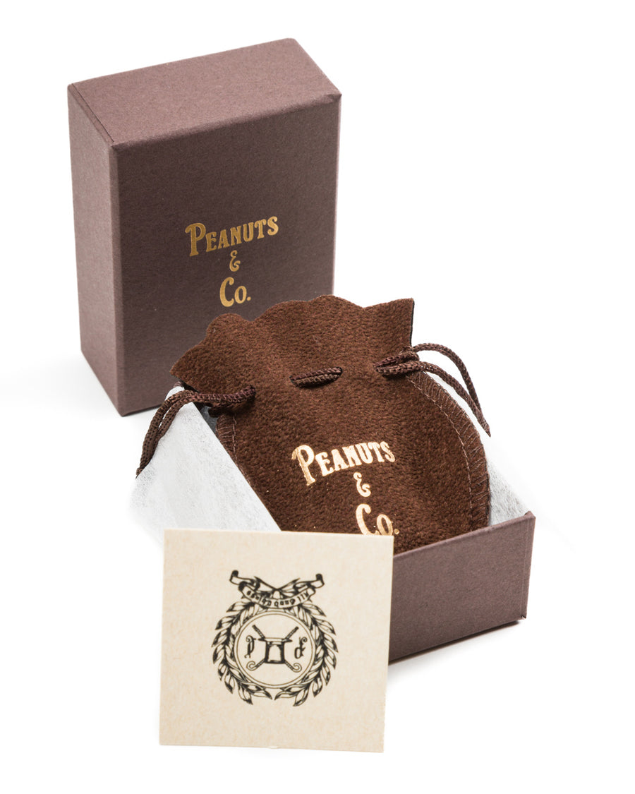 Peanuts & Co – Standard & Strange