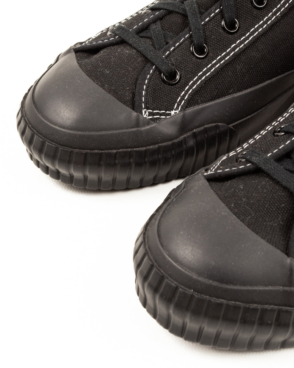 Attractions Jumpin' High Shoes - Black – Standard & Strange